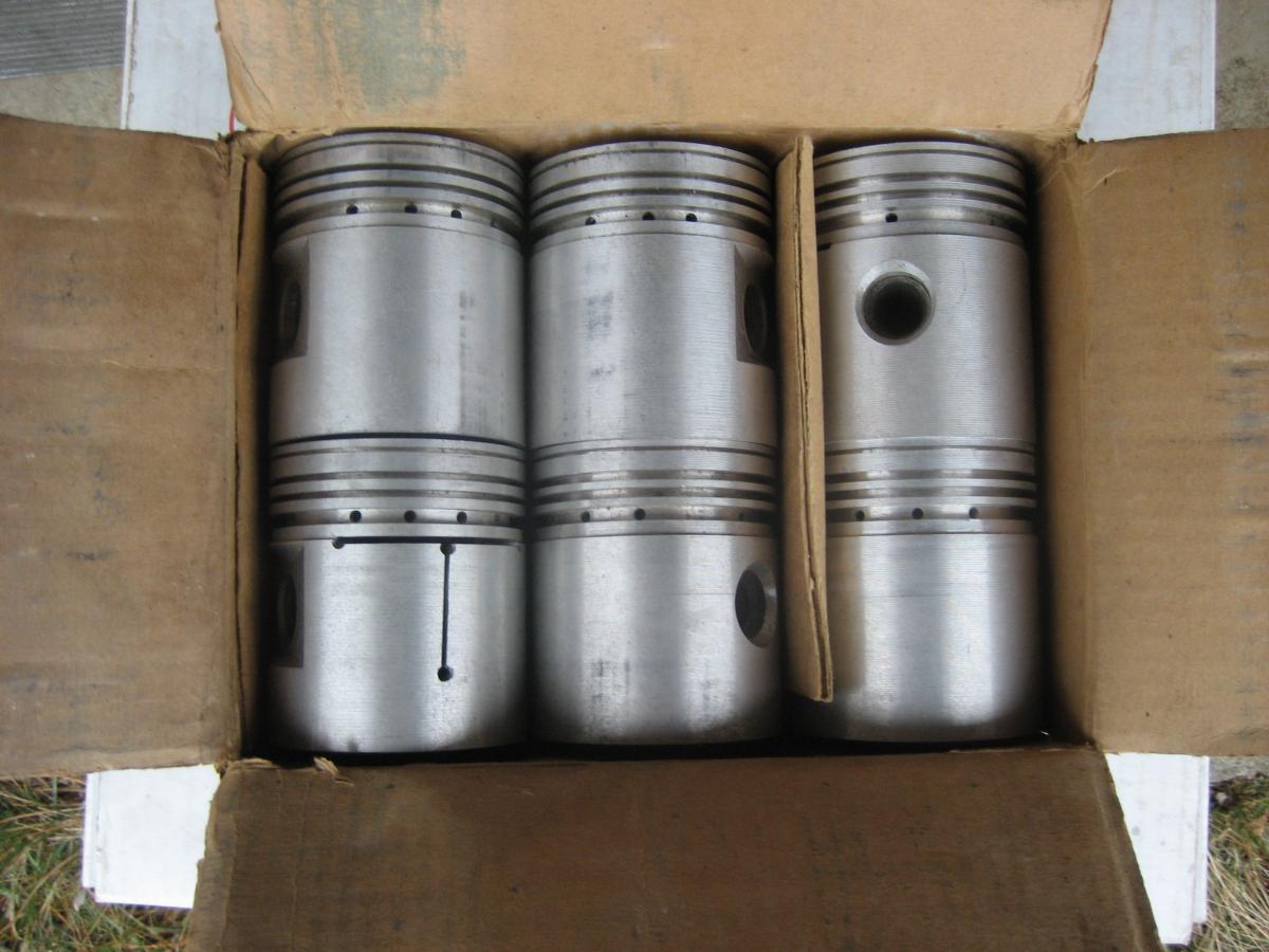 1934 1935 1936 1937 Studebaker 6 Cylinder Pistons!!!! - Studebaker ...