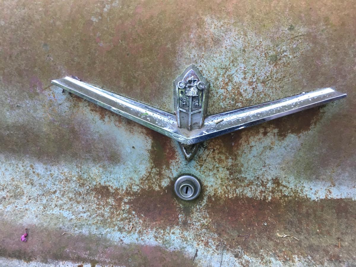Emblem: what is it? - What is it? - Antique Automobile Club of America ...