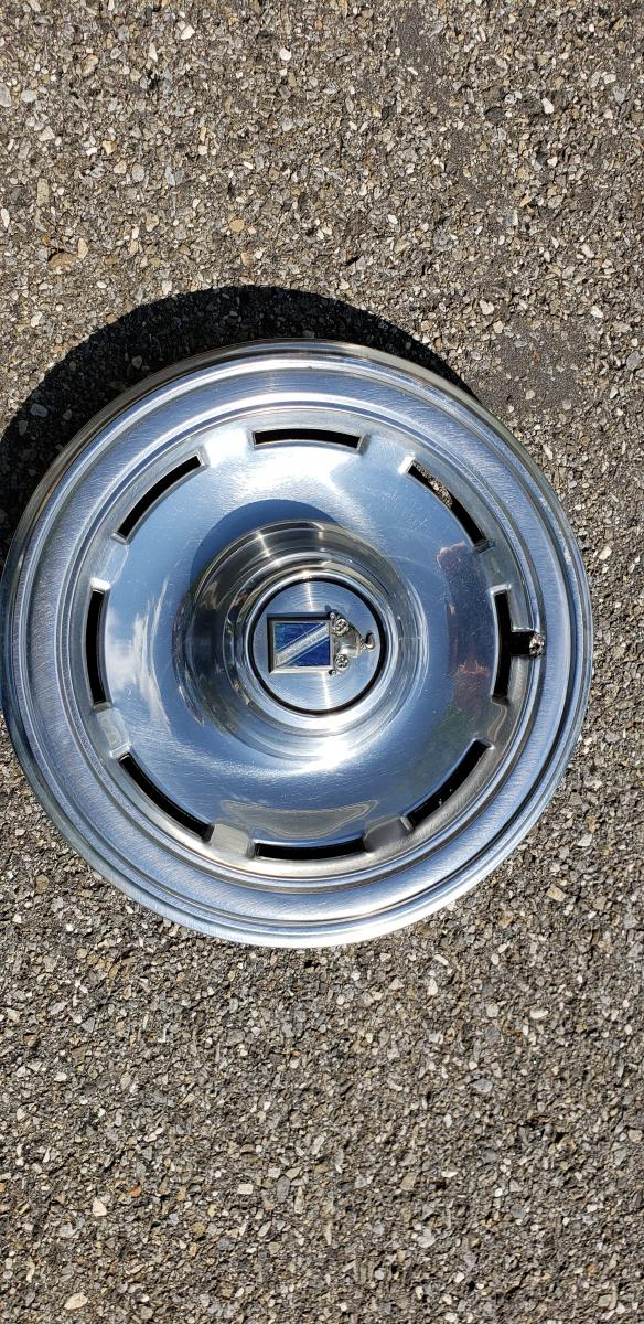 Hubcap Identification help - General Discussion - Antique Automobile ...