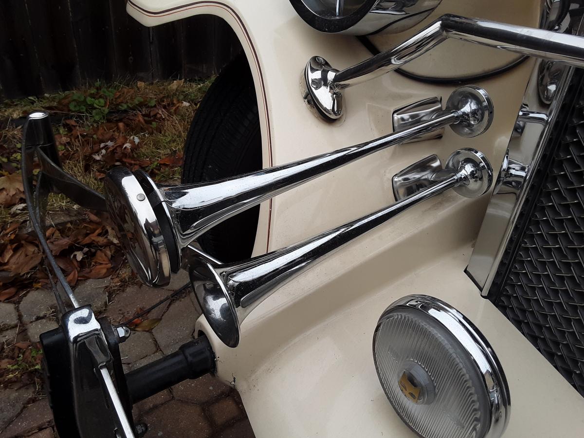 AIR HORNS by Signaltone / Neiman - Parts Wanted - Antique Automobile ...