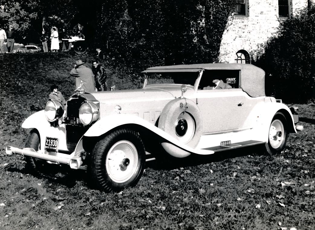 Pierce limousine and Packard LeBaron prewar cars in postwar era ...