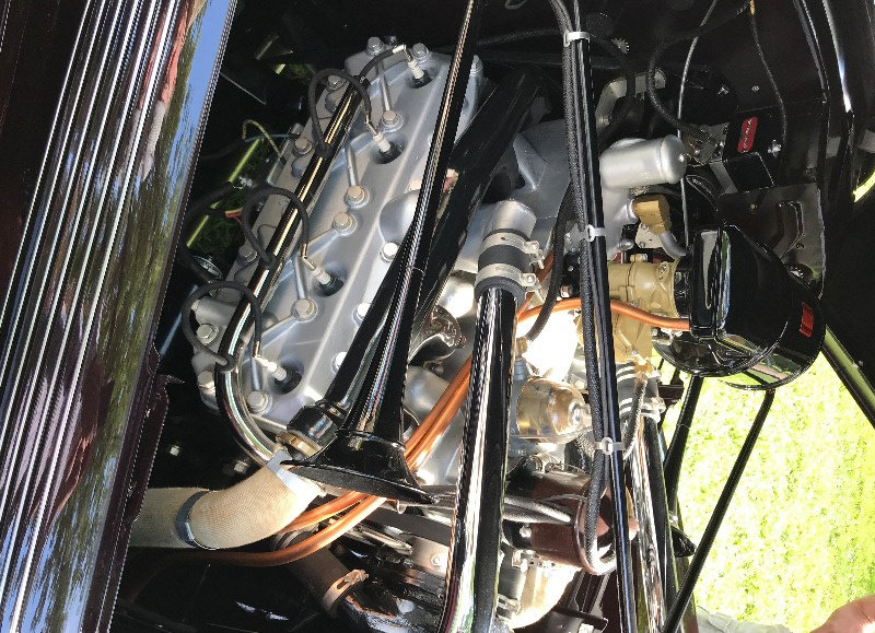 Spark plug color confusion; mine - Cord 810/812 - Antique Automobile ...