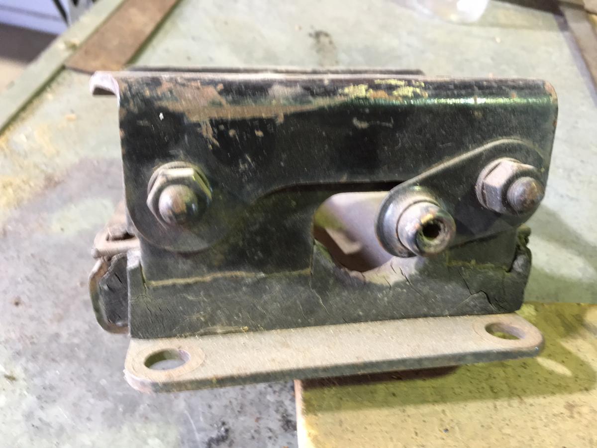 PACKARD ENGINE MOUNTS - Packard - Buy/Sell - Antique Automobile Club of ...