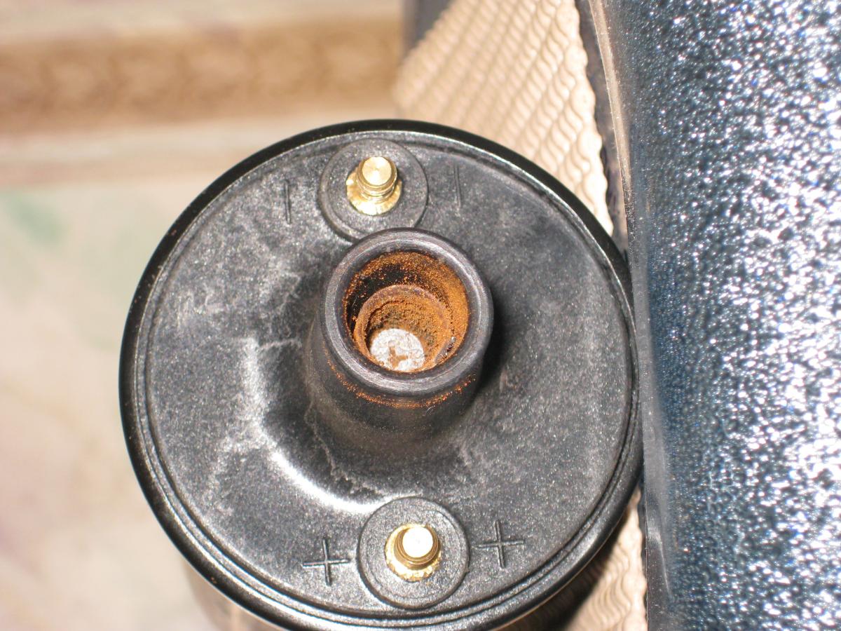 6 volt ignition coil - Technical - Antique Automobile Club of America ...