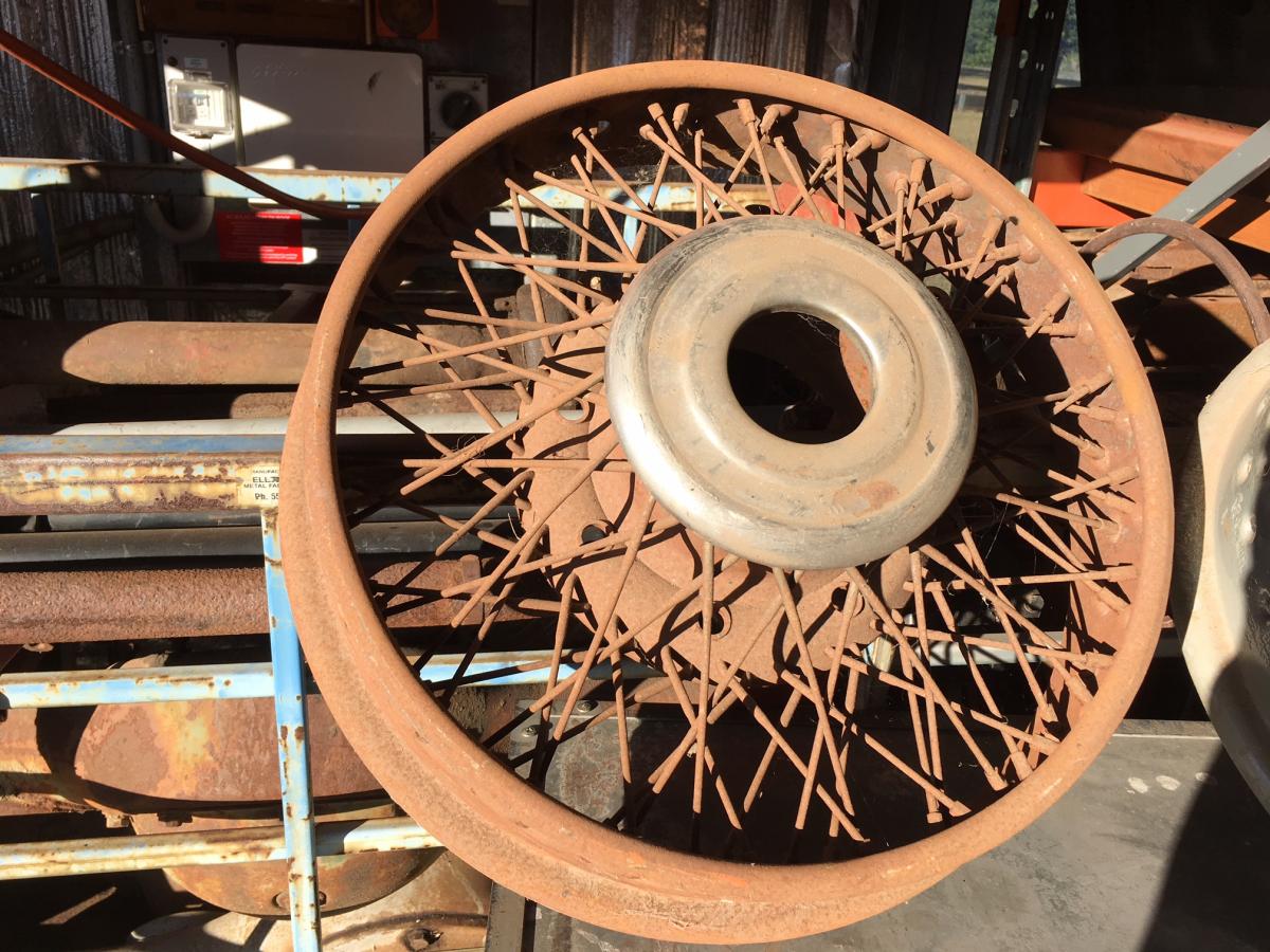 Wire wheels for late 1929 Packard 626 - Packard - Antique Automobile ...