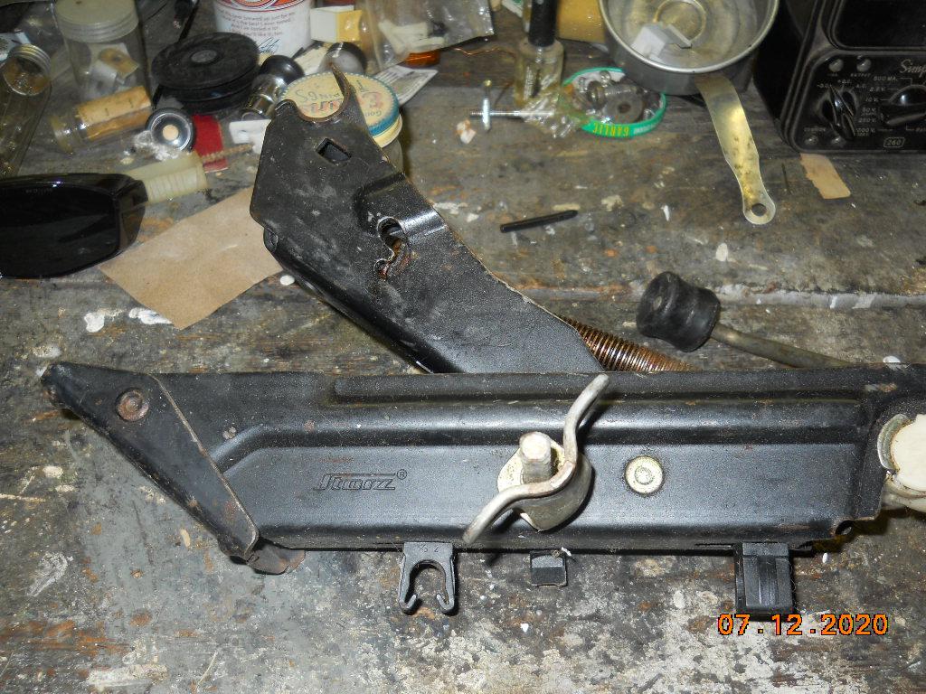 VOLVO JACK - Parts For Sale - Antique Automobile Club of America ...