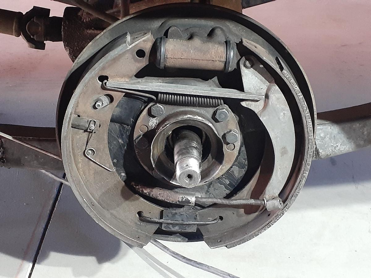Waiting on parts for my 1948 Studebaker Commander brake job - Technical ...