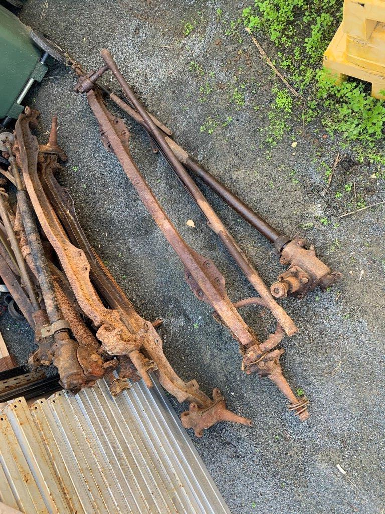 1920s/1930s Parts ID - Axles, steering boxes, body panels, water pump ...