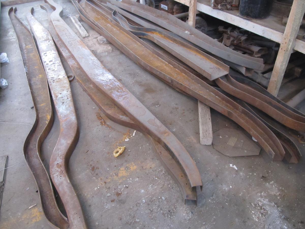 Can you identify these frame members? - What is it? - Antique ...