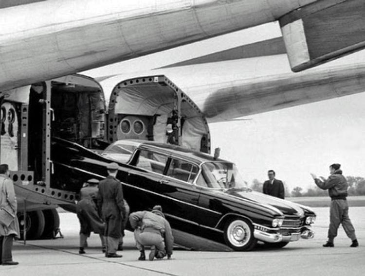 1959 Cadillac Parade Limousine For Queen Elizabeth - Period Photos ...