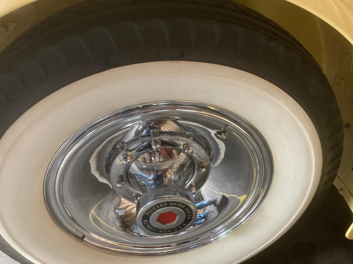 Help me identify the tube type in this 745 Packard steel disk wheel ...