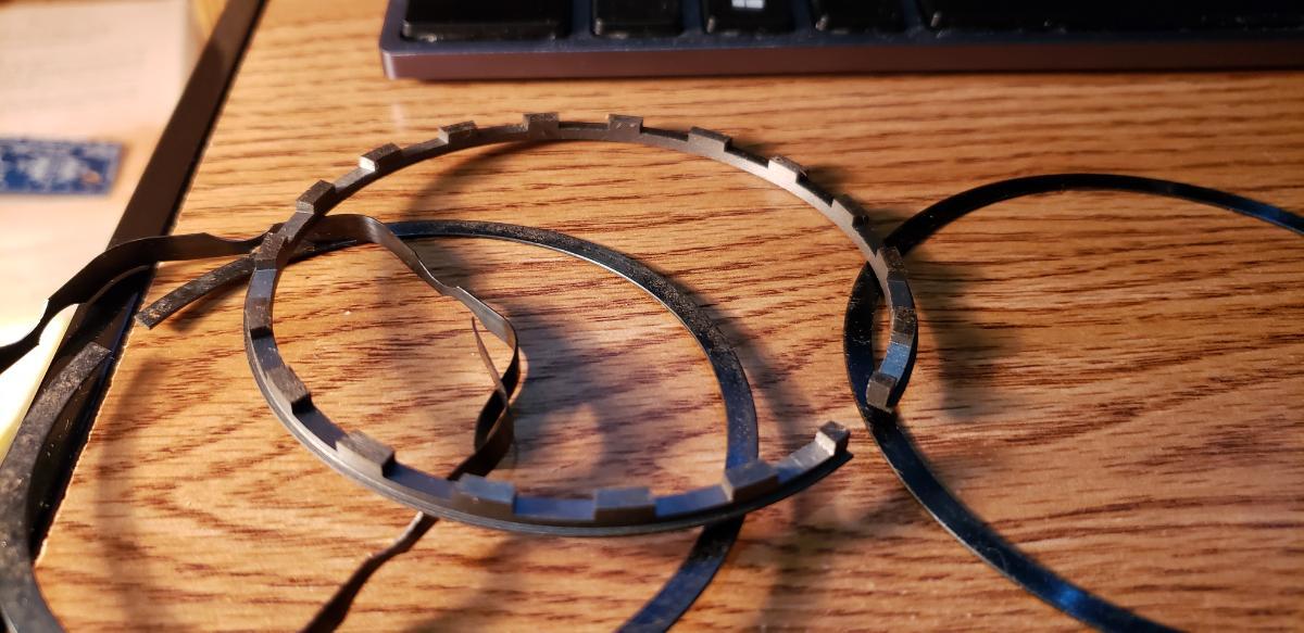 Piston oil rings, unique castle style - Technical - Antique Automobile ...