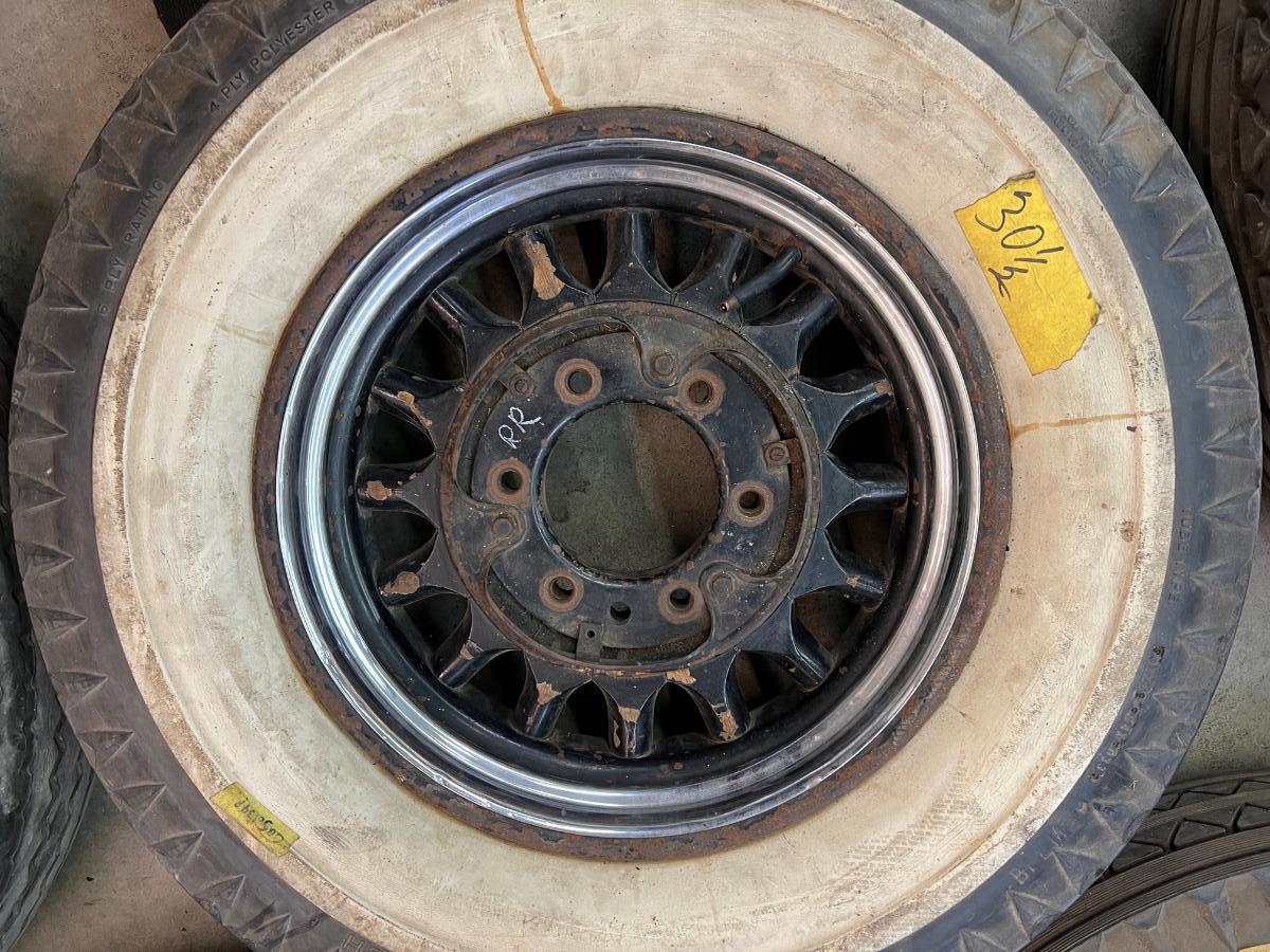 1933-36 Packard Senior Series artillery wheels, complete set of 6 ...