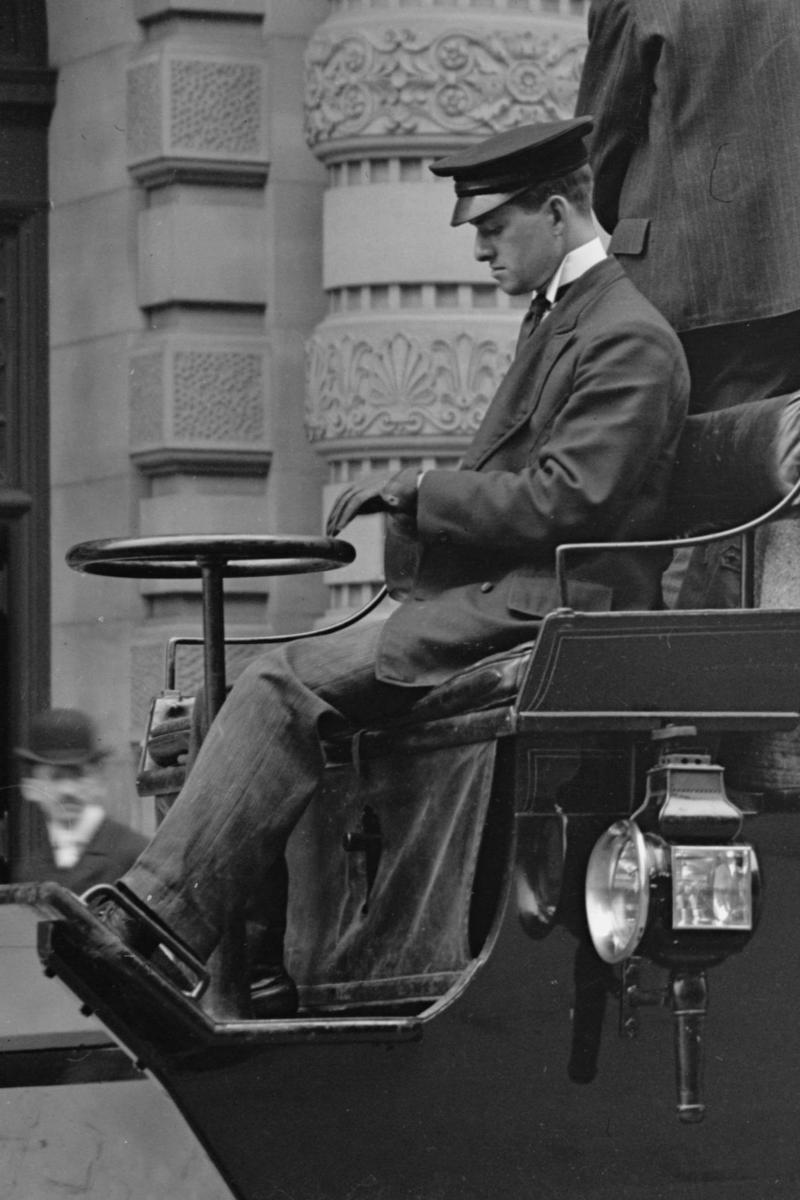 Electric Tour Bus. Make? 1900-1910's - What is it? - Antique Automobile ...