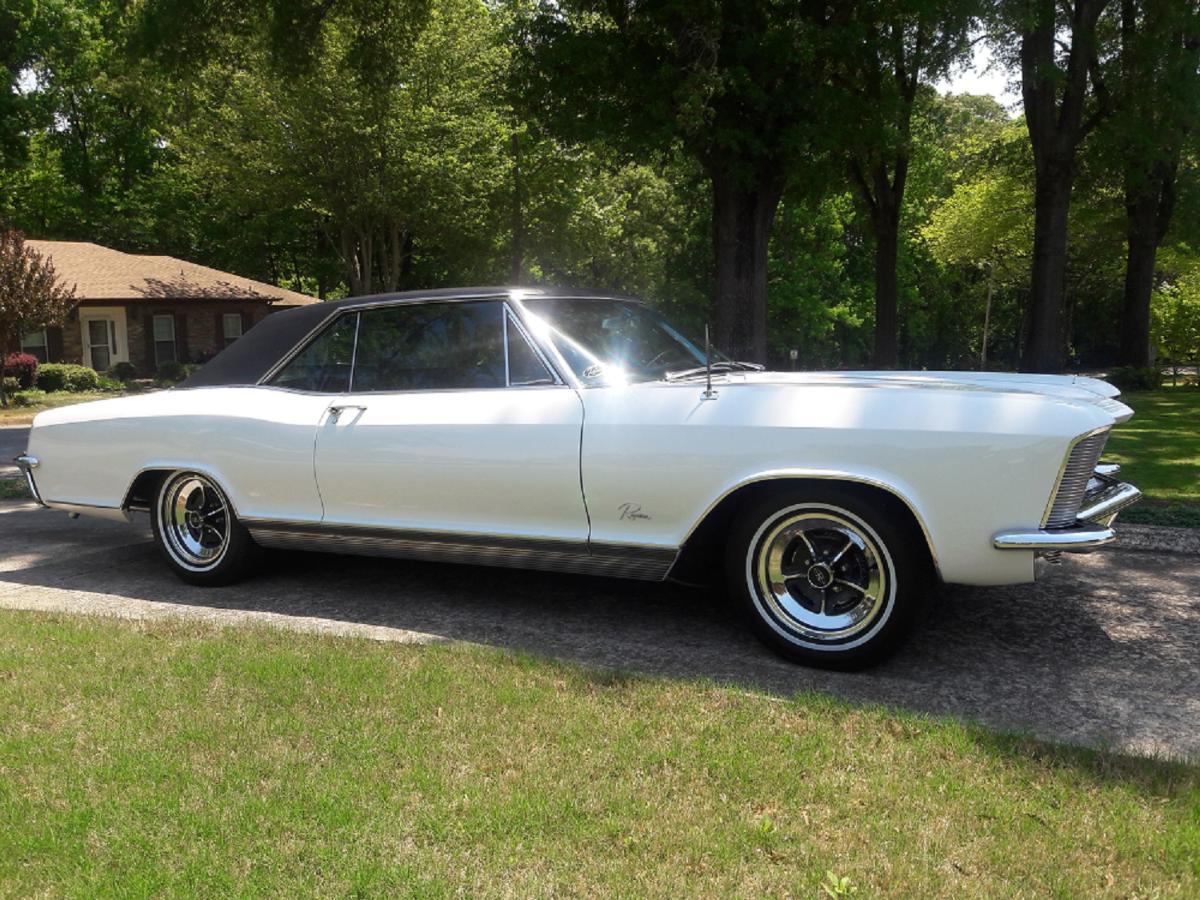 GREAT SONG: Little Rivi-Airhead by Junior Brown - Buick Riviera ...