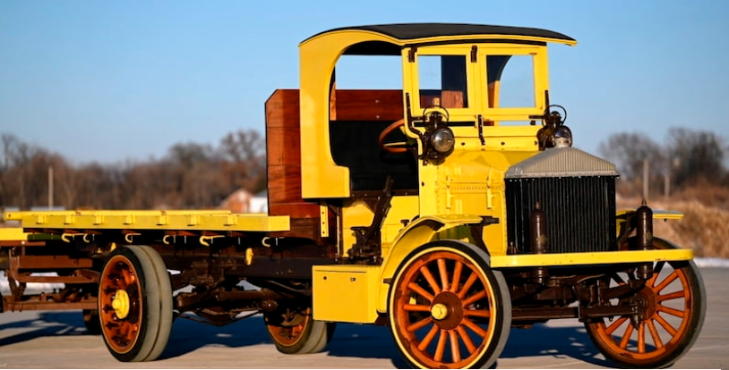 1918 Pierce-Arrow Lumber Truck at Auction - East Moline IL - "Not Mine ...