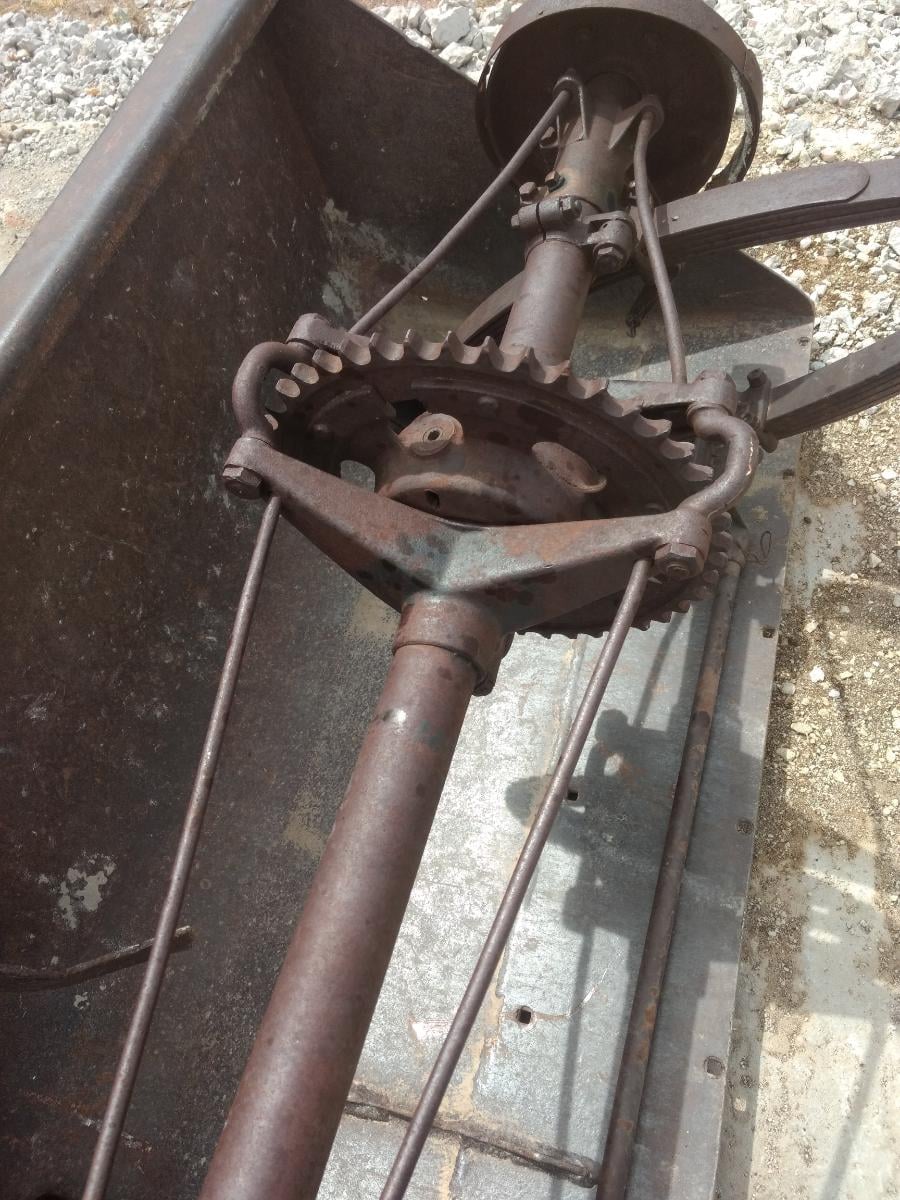 What MFG'r made this chain drive rear axle - What is it? - Antique ...