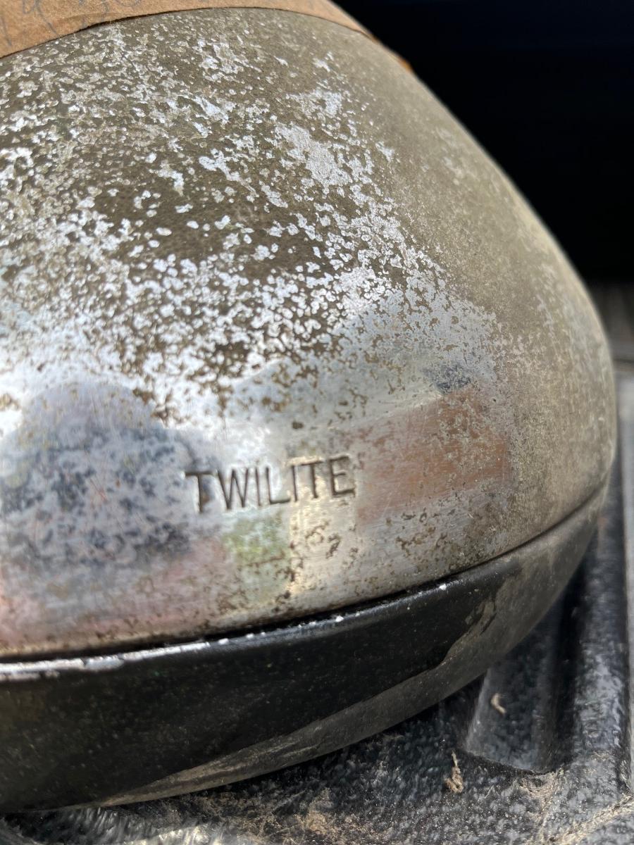 Late 20s early 30s headlights. - What is it? - Antique Automobile Club ...