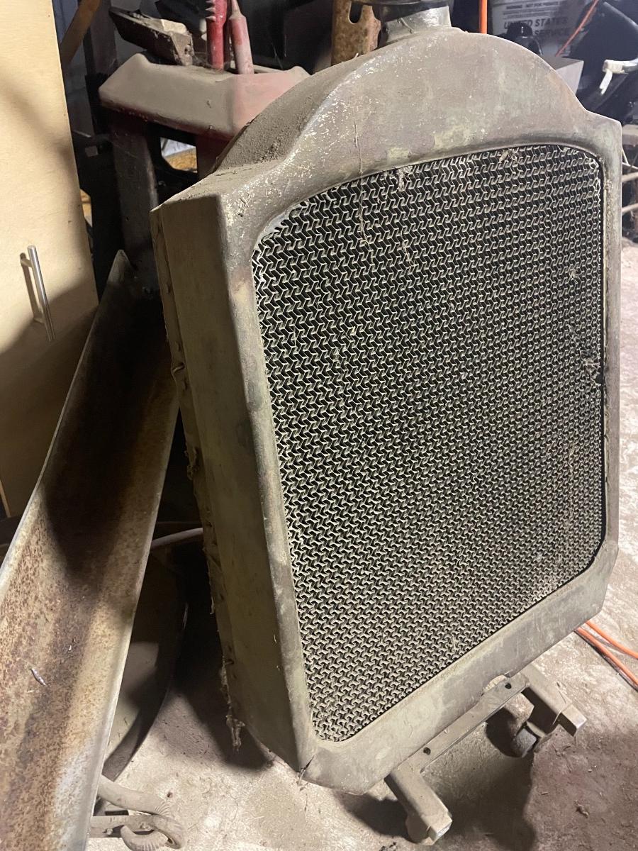Radiator\Grill-packard? - What is it? - Antique Automobile Club of ...
