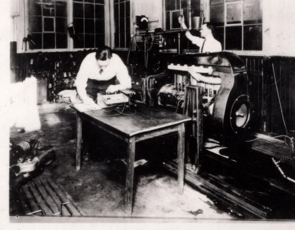 Franklin test shed -The Dog House - Franklin - Antique Automobile Club ...