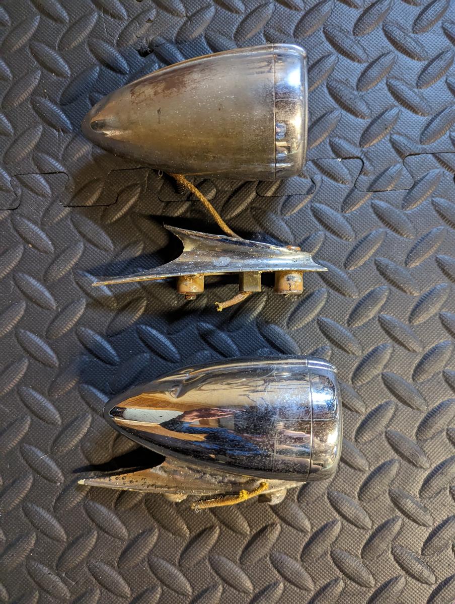 32/3 Cadillac Fender lights - Parts For Sale - Antique Automobile Club ...