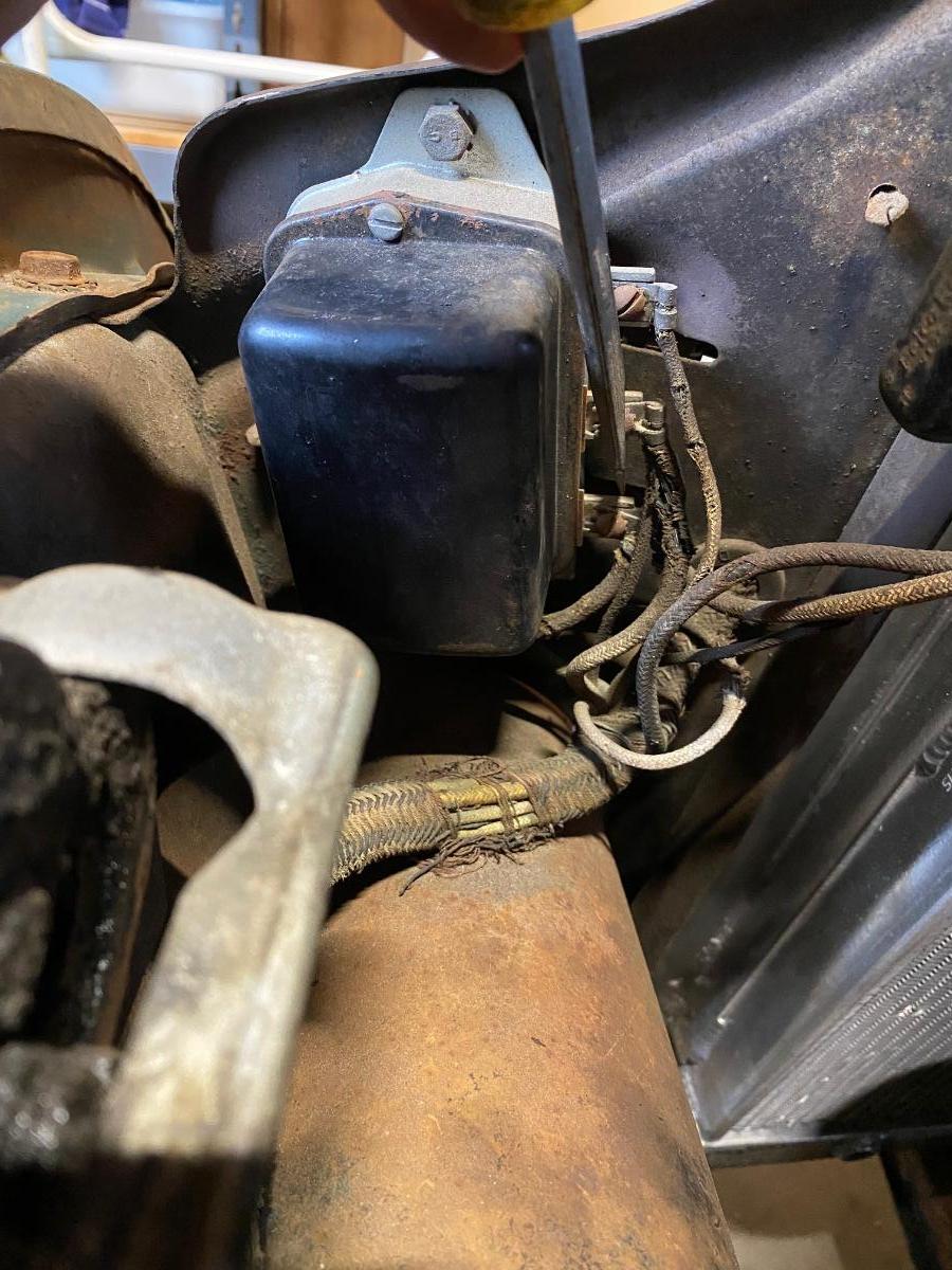 Polarizing a Voltage Regulator/Generator after Battery Disconnect on my ...