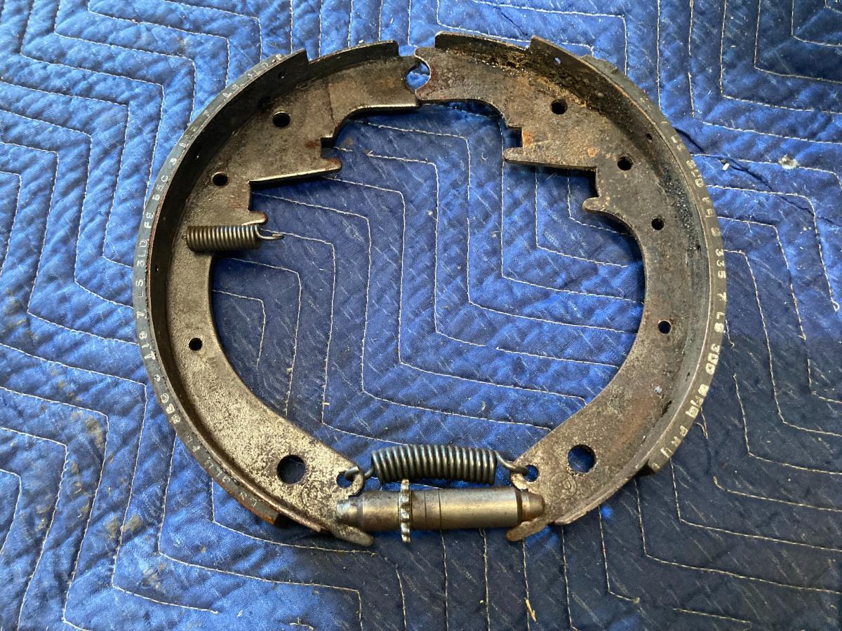 1936 Oldsmobile F-36 Brake shoes.... - Oldsmobile - Technical - Antique ...