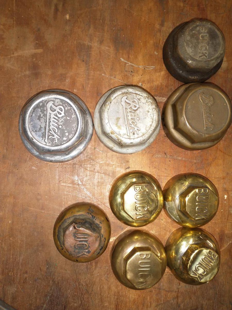 NEED HUBCAPS FOR 1918 - Buick - Pre War - Antique Automobile Club of ...