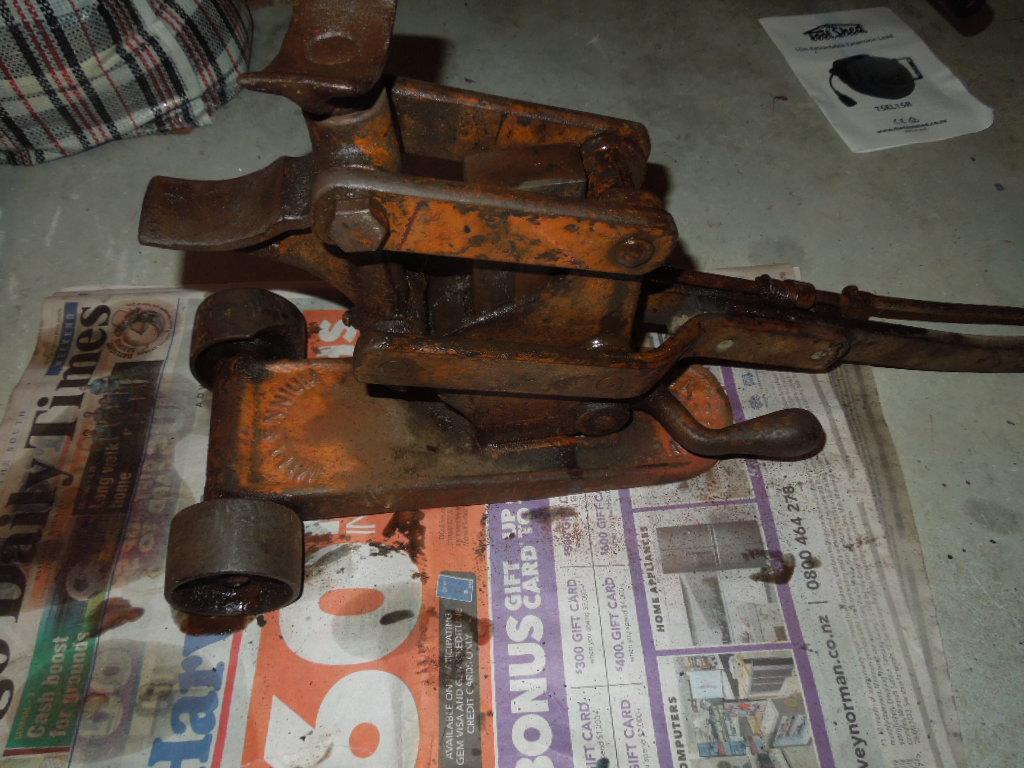 Help with this Garage Jack please - General Discussion - Antique ...