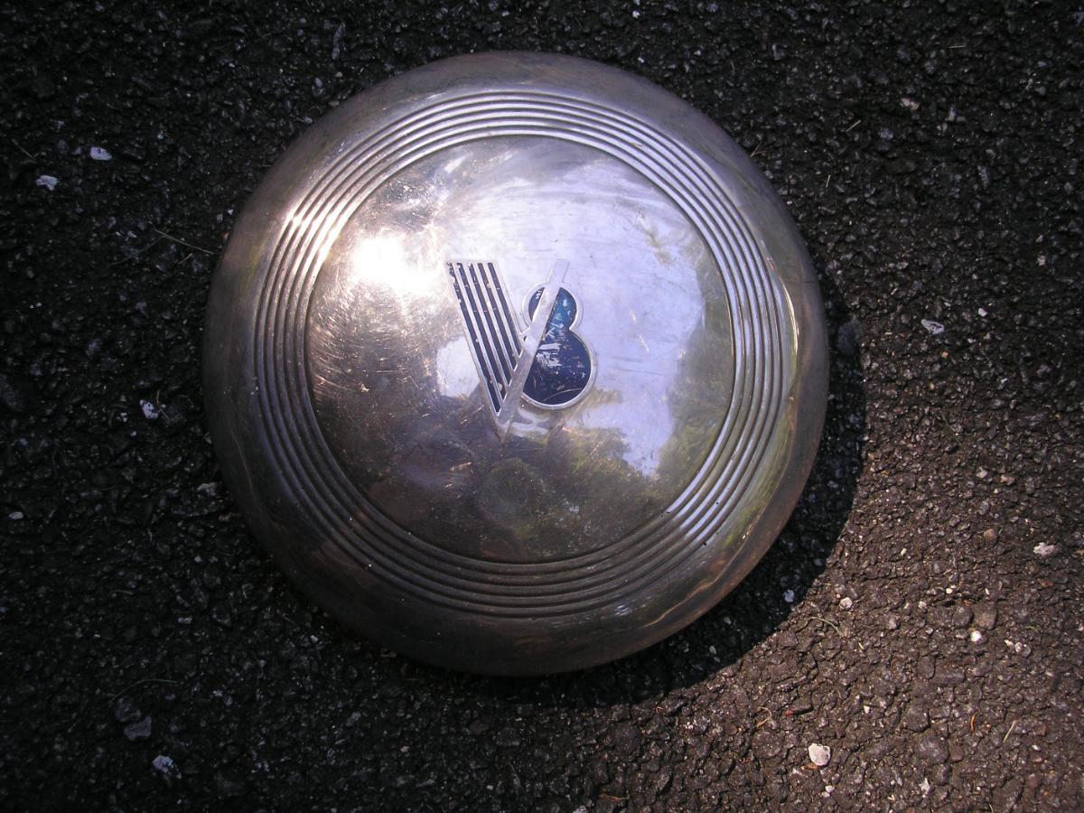 1940 1941 Ford Hubcap - Automobiles and Parts - Buy/Sell - Antique ...