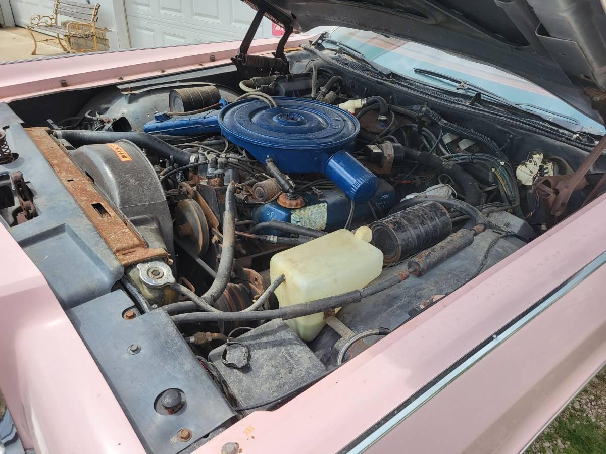 1976 Lincoln Town Coupe, special-order pink color, in Texas - "Not Mine ...
