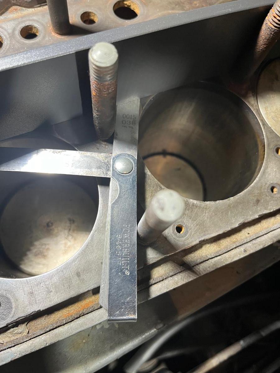 How Do You Properly Use a Straight Edge to Check a Block? - Technical ...
