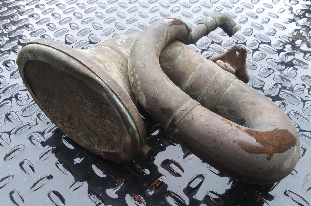 SOLD: A Nice Early Brass Bulb Horn 1909-1915'ish - Automobiles and ...