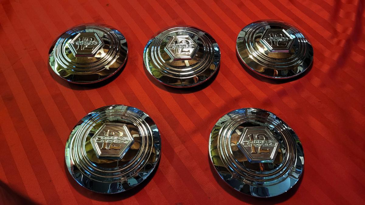 Pierce arrow 12 cylinder hub caps for sale - Parts For Sale - Antique ...