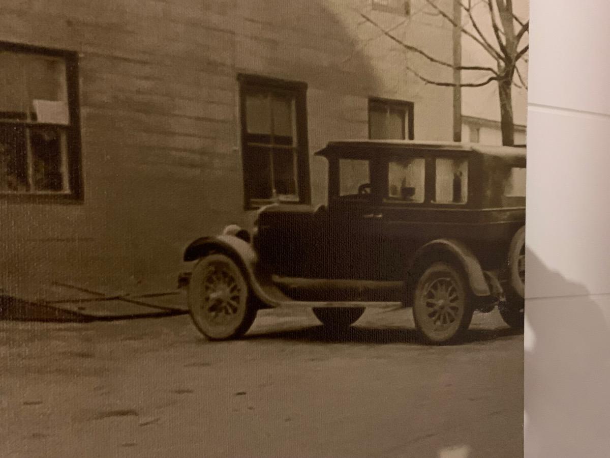 Late 1920s American car, old photograph - What is it? - Antique ...