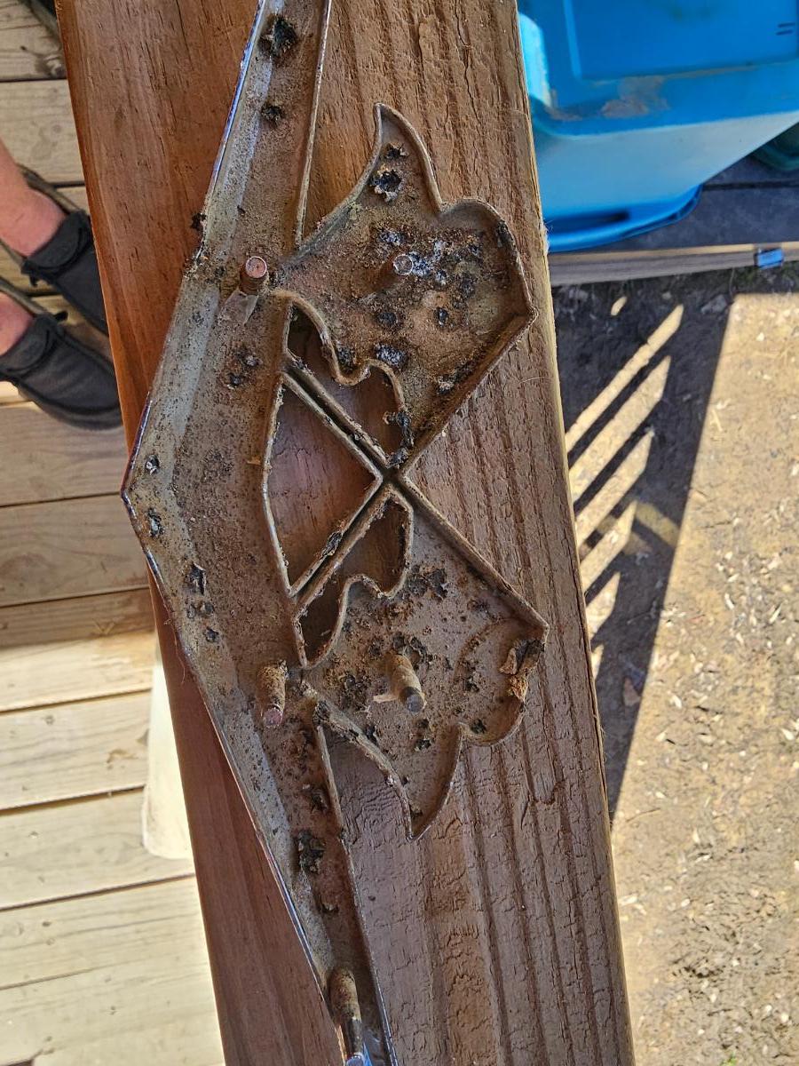 Car emblems (help me identify make and model of vehicles that these ...