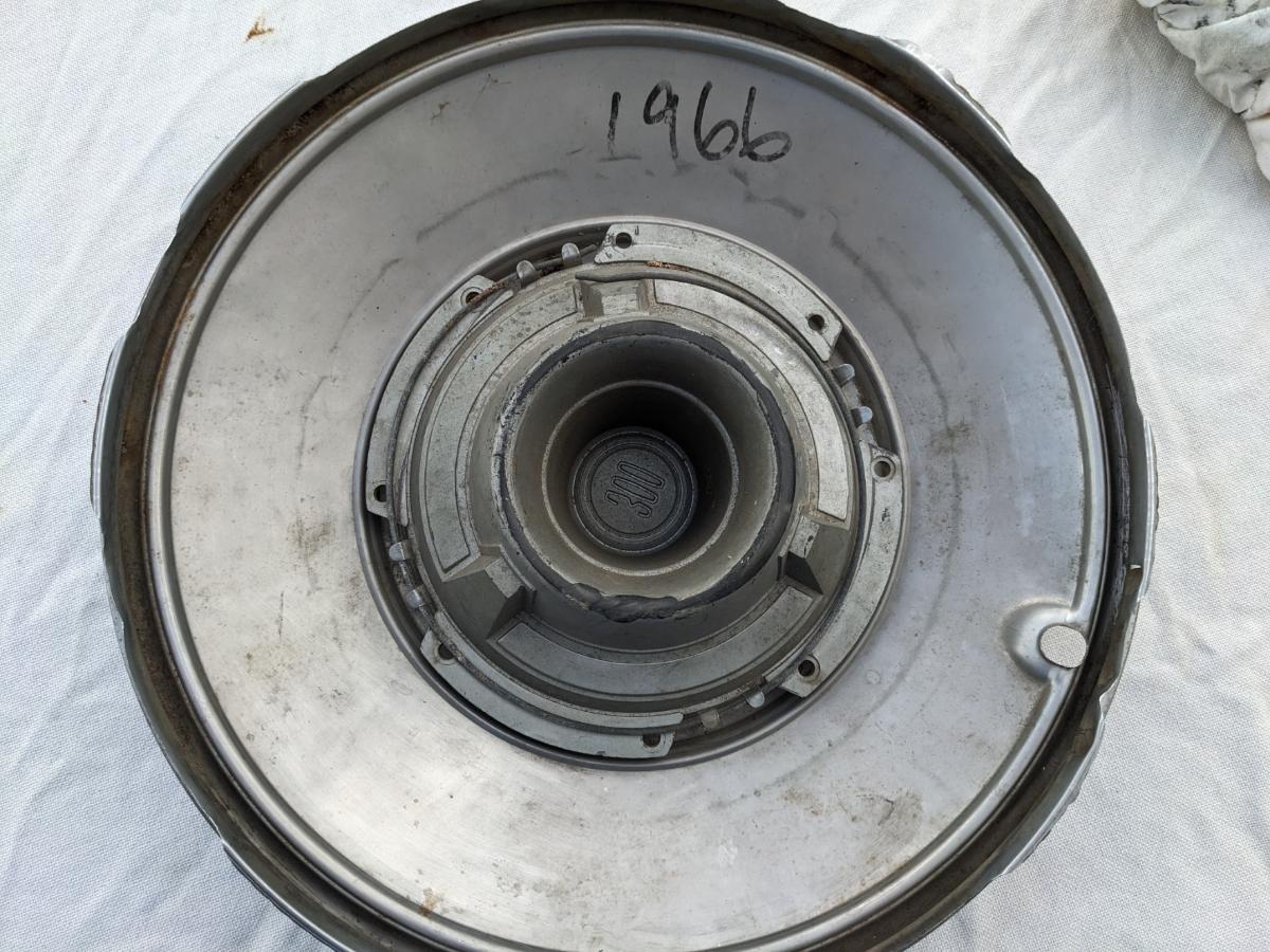 fs 1966 Chrysler 300 hub cap - Parts For Sale - Antique Automobile Club ...