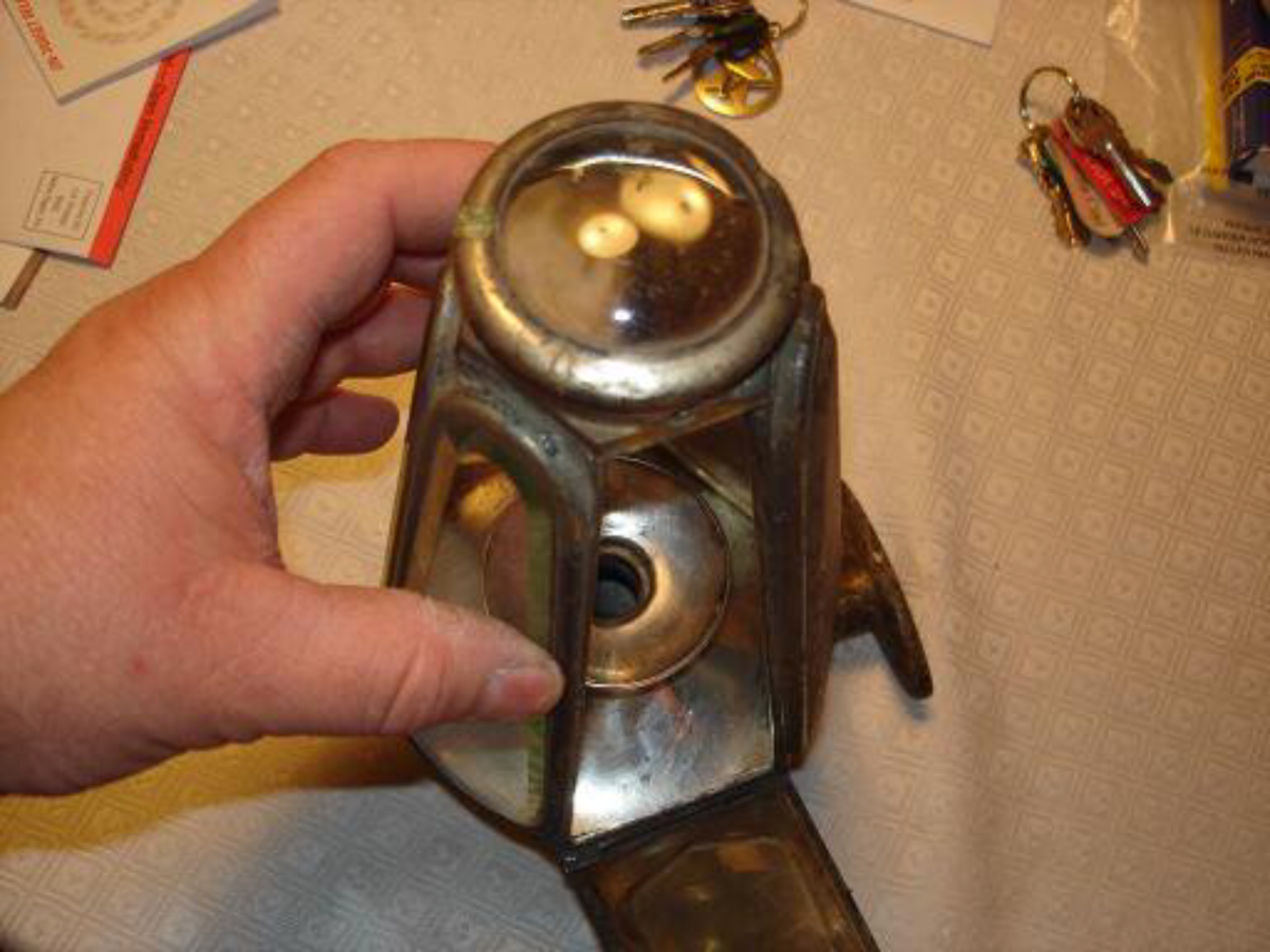 Limousine opera or pillar lamp - What is it? - Antique Automobile Club ...