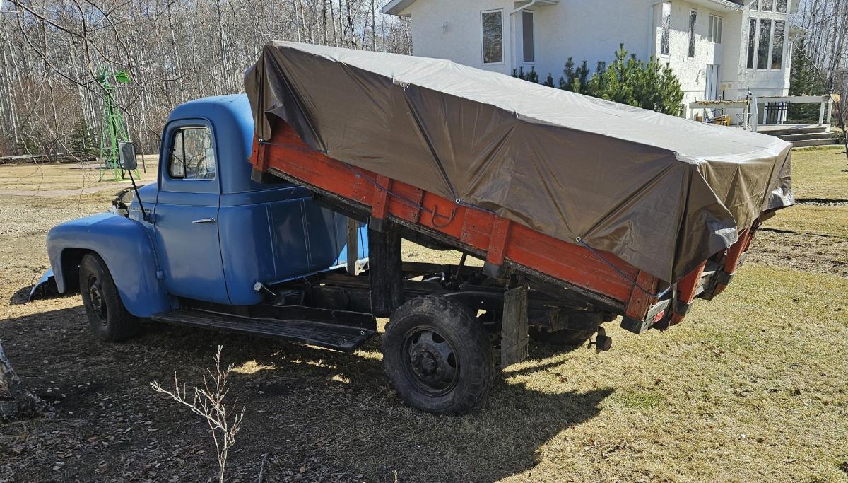 1951 International L120 Tilt Box - Our Cars & Restoration Projects ...