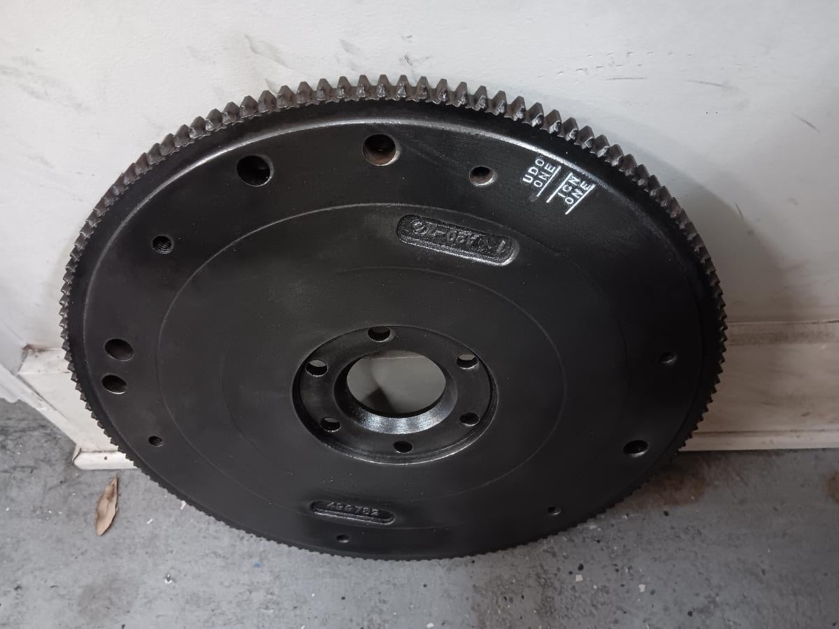 1937 vs 1939 flywheel clutch assembly - Pontiac Flathead Owners ...