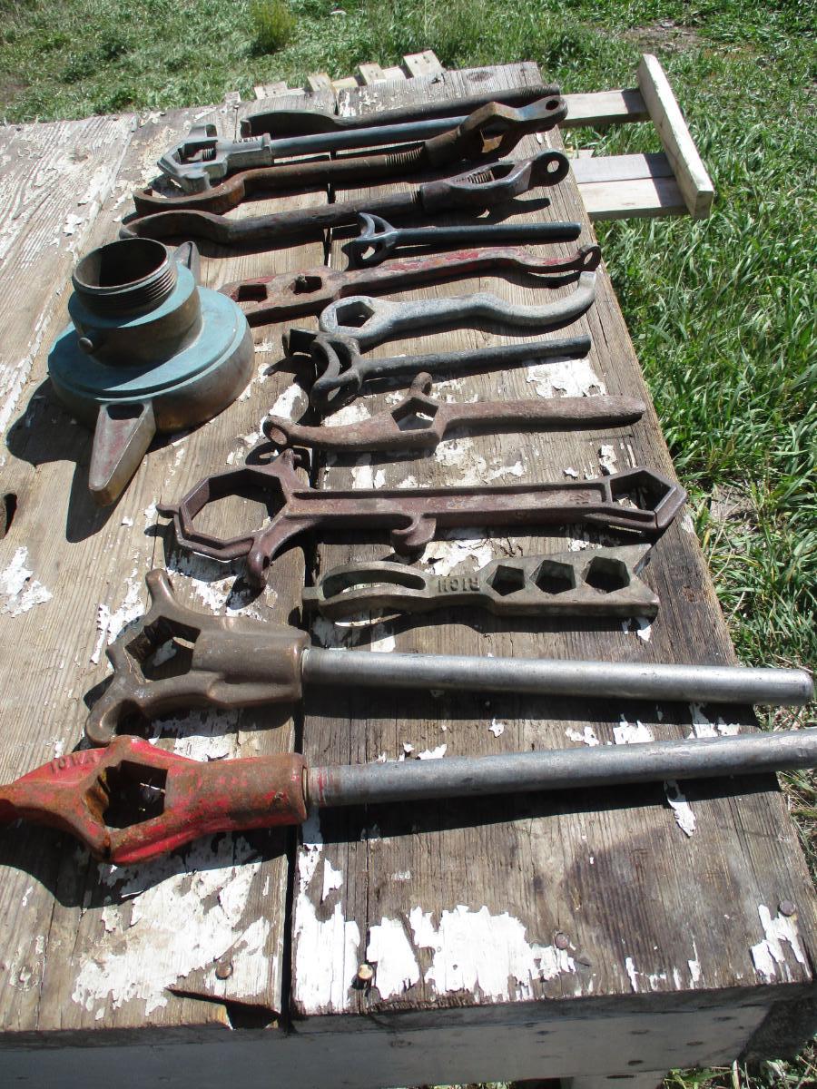 Unusual tool....????? - What is it? - Antique Automobile Club of ...