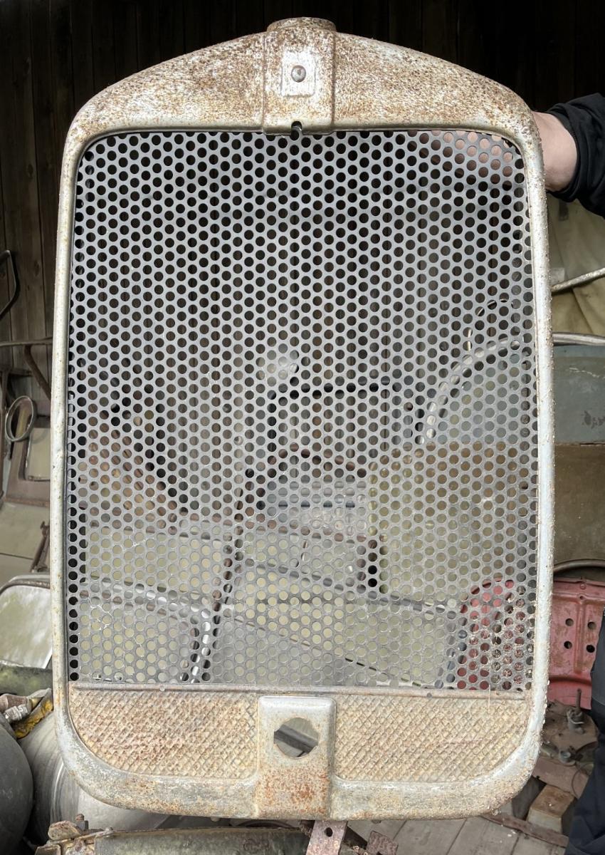 Radiator shroud late 1920 what is it. - What is it? - Antique ...