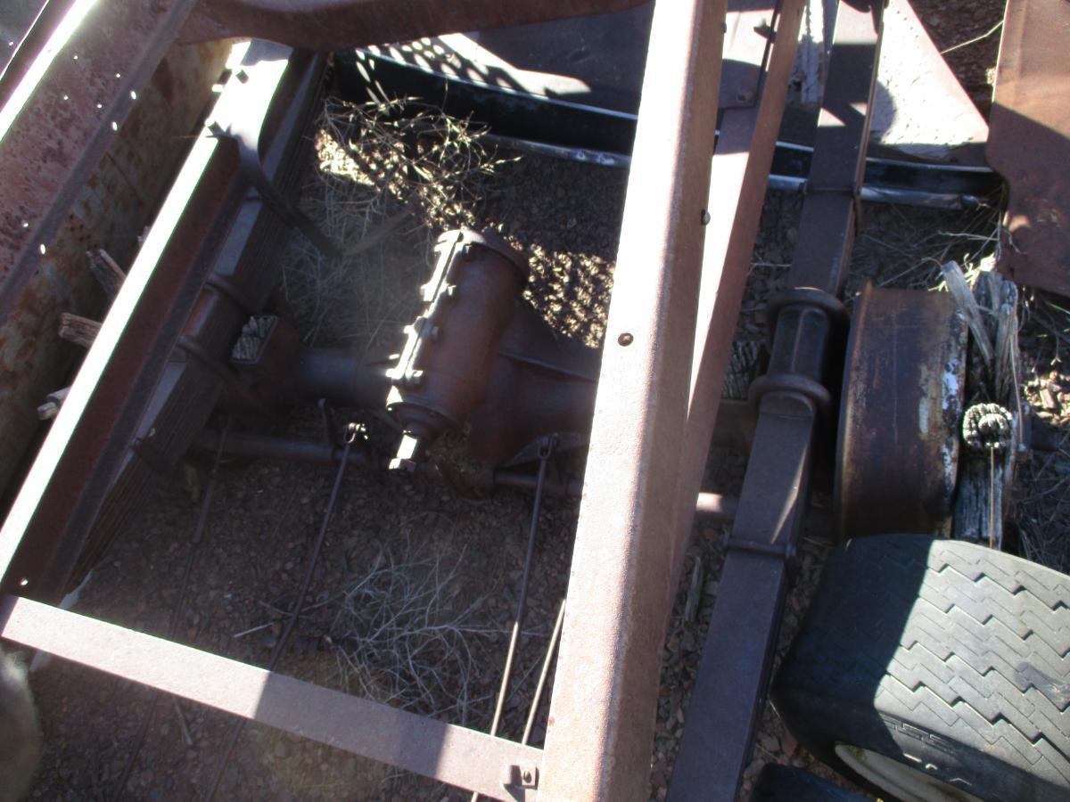 Back half of frame and worm drive rear axle for 1922 era Chevrolet ...