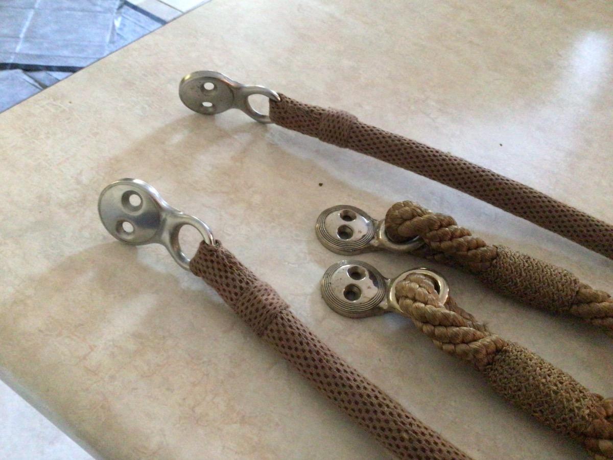 Does anyone know where to obtain cloth robe rail (rope)? - General ...