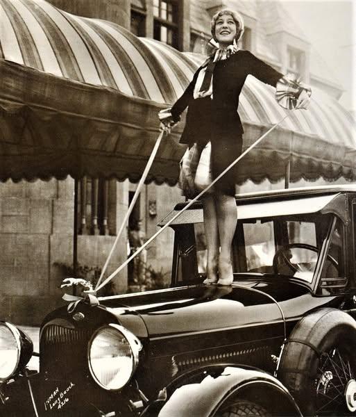 Gloria Swanson on a Linccoln - Period Photos - Pre WWII - Antique ...