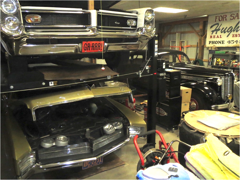 Four-Post Lift - Garages, Trailers, and Towing - Antique Automobile ...