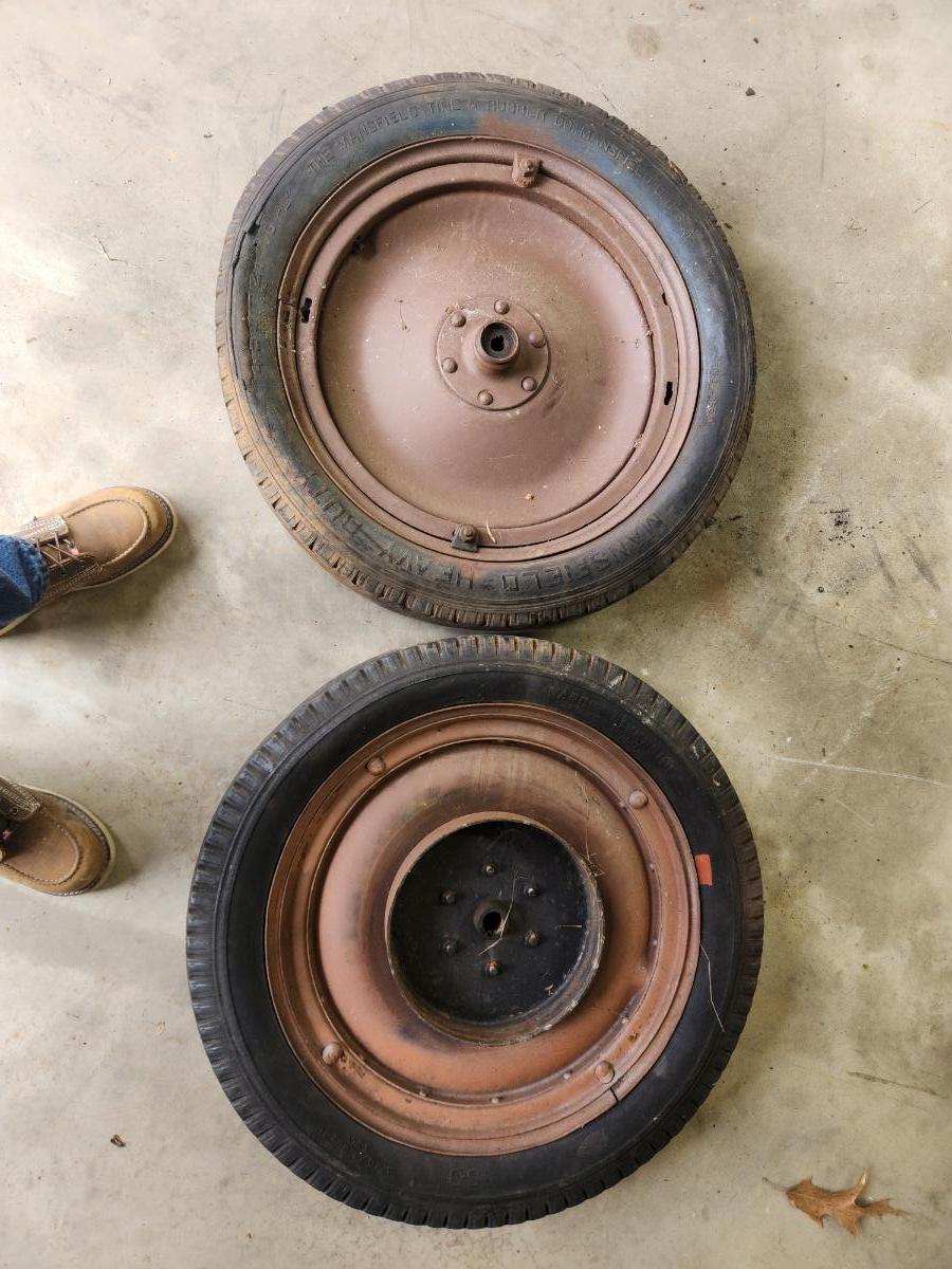 solid wheels - What is it? - Antique Automobile Club of America ...