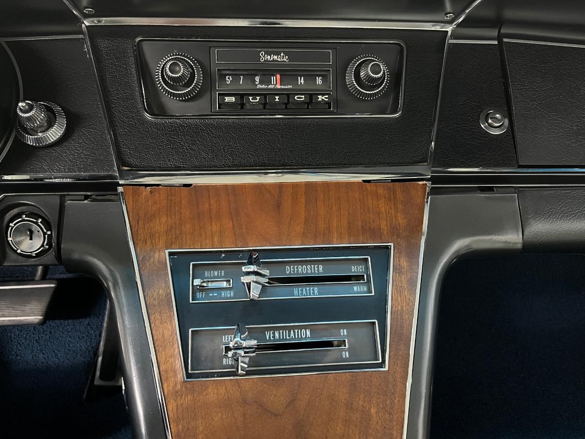 Is Center Console Adjustable? - Buick Riviera - Antique Automobile Club ...