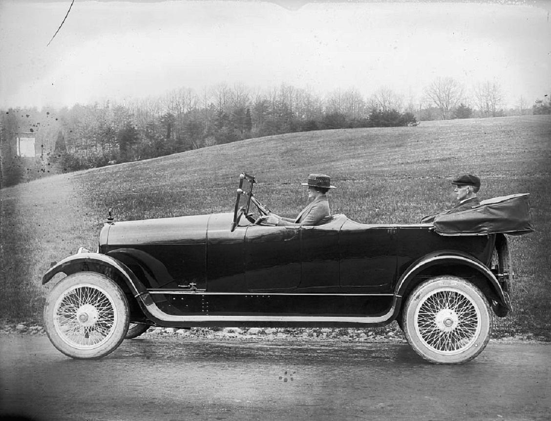 My Grandfather's 1920's Touring Car - What is it? - Antique Automobile ...