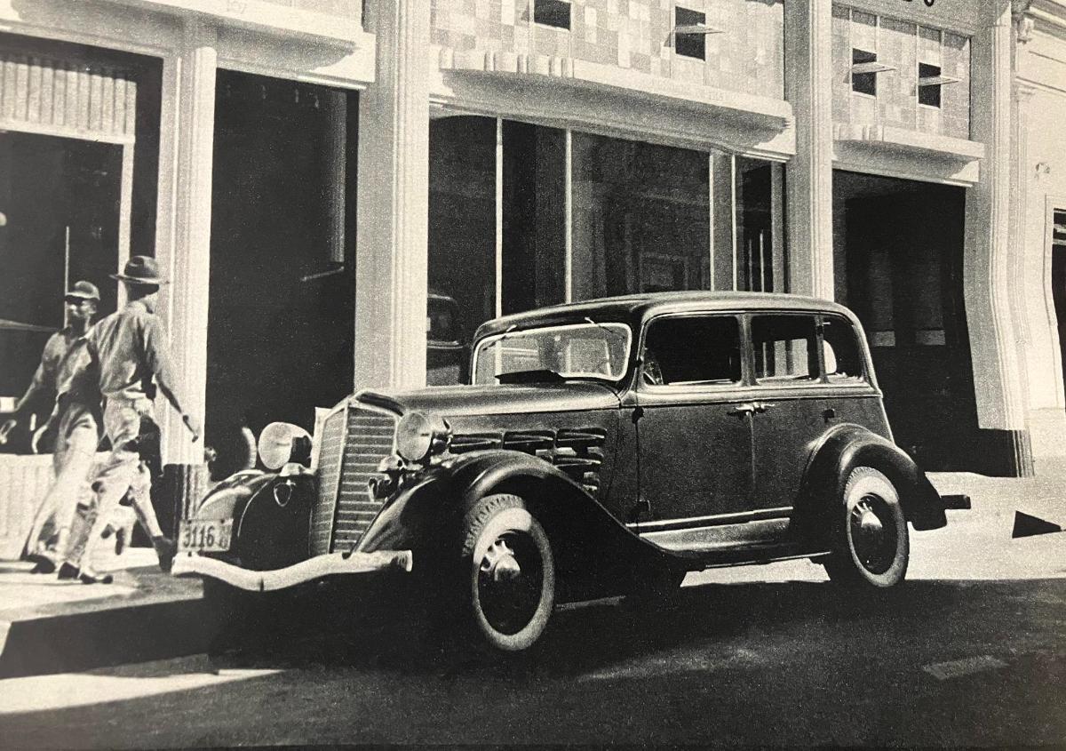 1934 Reo - Period Photos - Pre WWII - Antique Automobile Club of ...